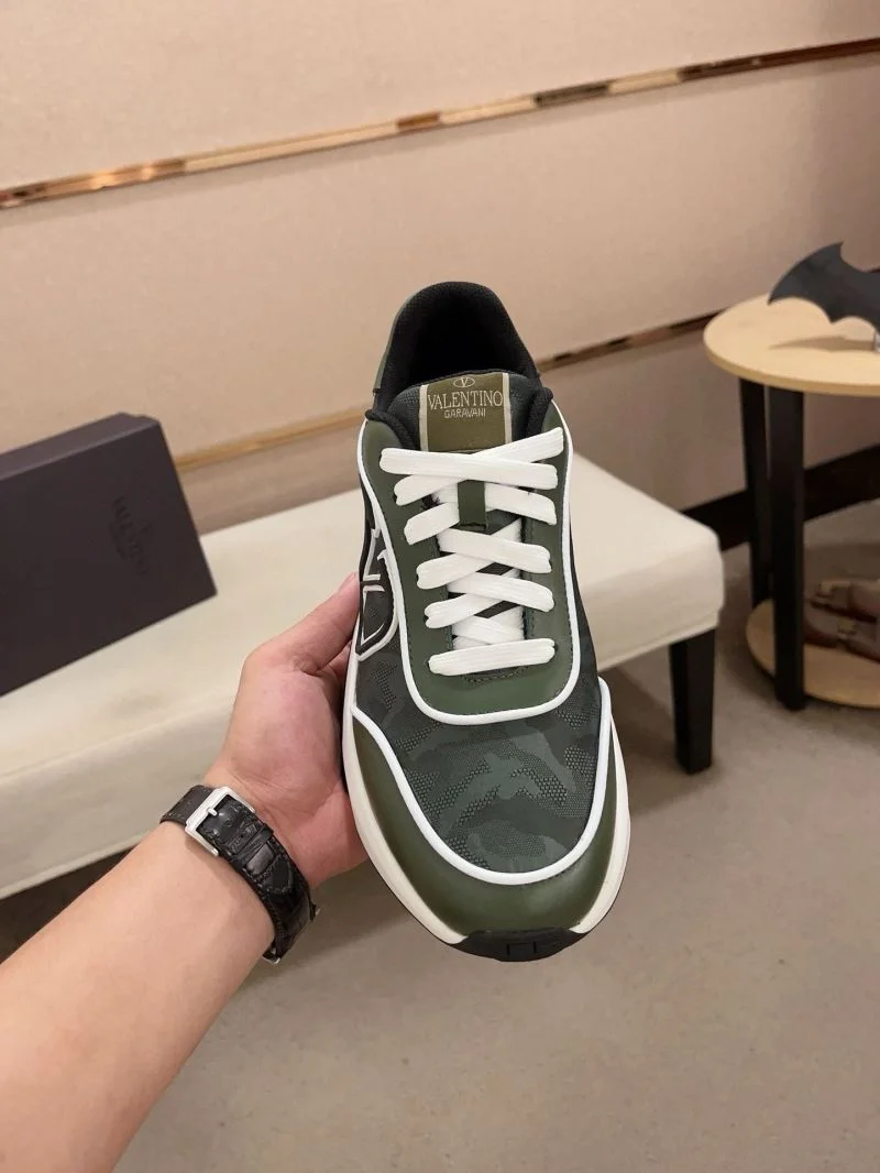 Discounted Valentino Rockrunner Shoes