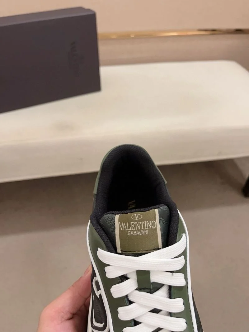 Discounted Valentino Rockrunner Shoes