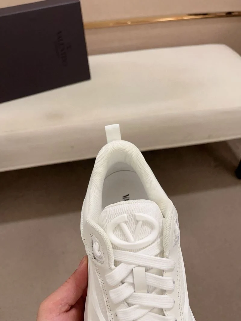 1:1 copy Valentino Rockrunner Shoes