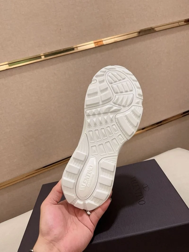 1:1 copy Valentino Rockrunner Shoes