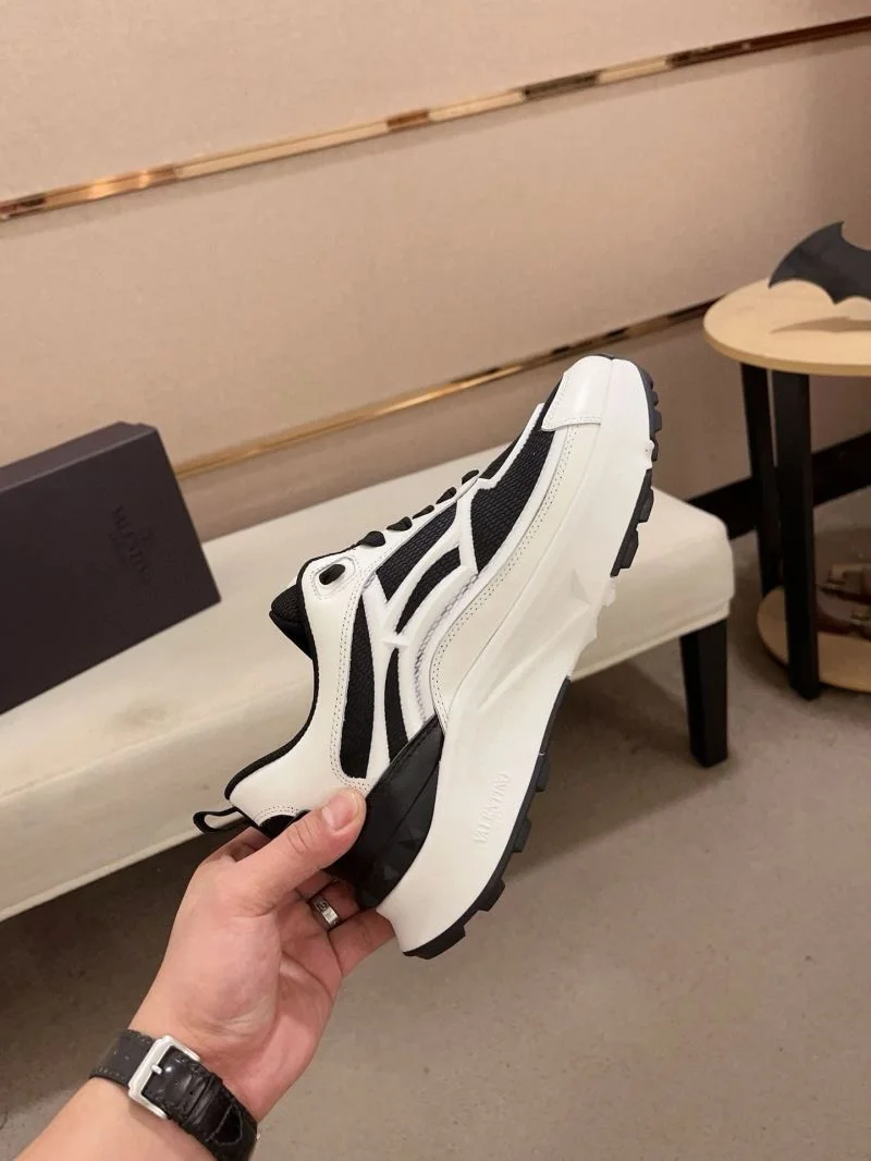 Economical Valentino Rockrunner Shoes