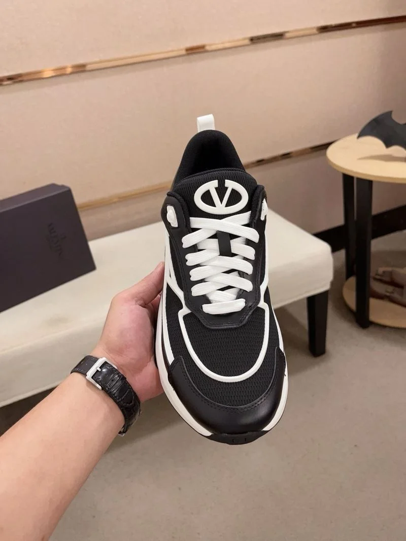 Affordable Valentino Rockrunner Shoes