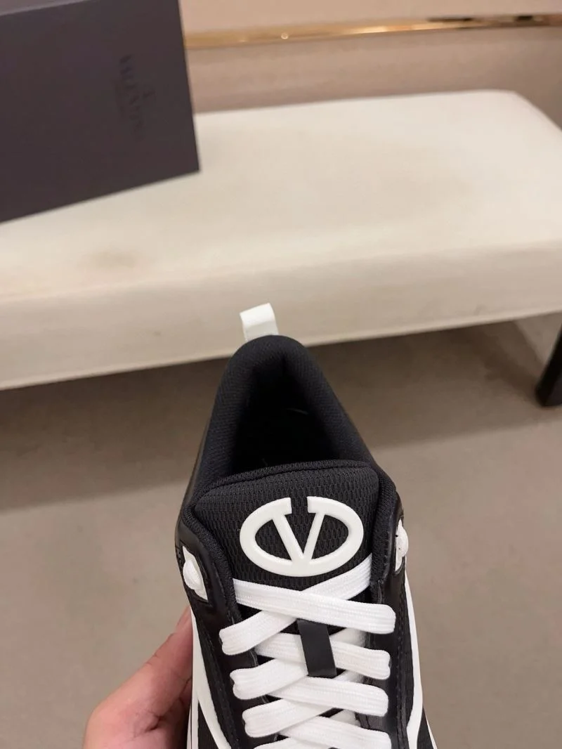 Affordable Valentino Rockrunner Shoes