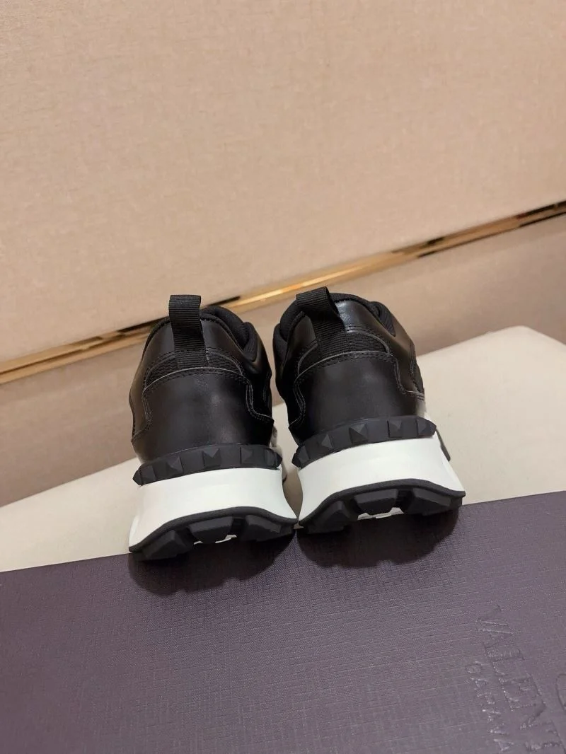 Exact replica Valentino Rockrunner Shoes