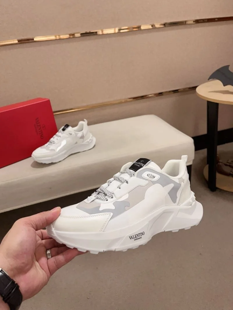 Low-cost Valentino Rockrunner Shoes