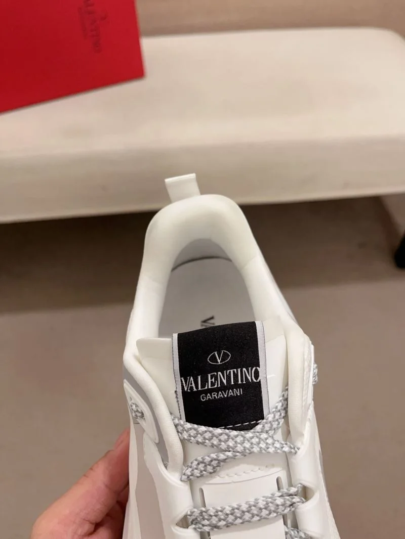 Low-cost Valentino Rockrunner Shoes
