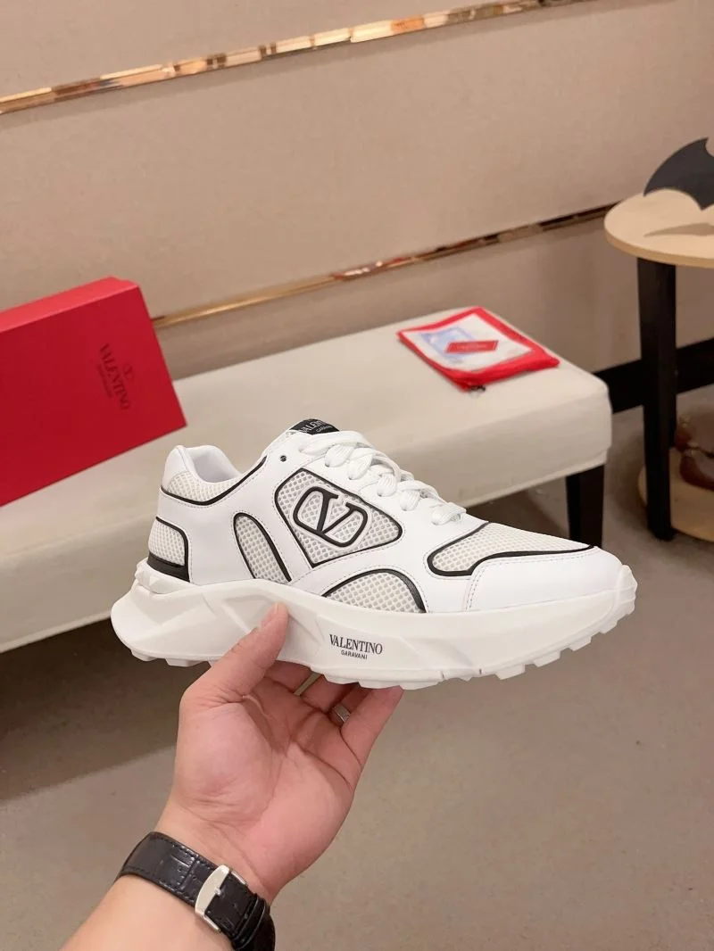 Cut-rate Valentino Rockrunner Shoes