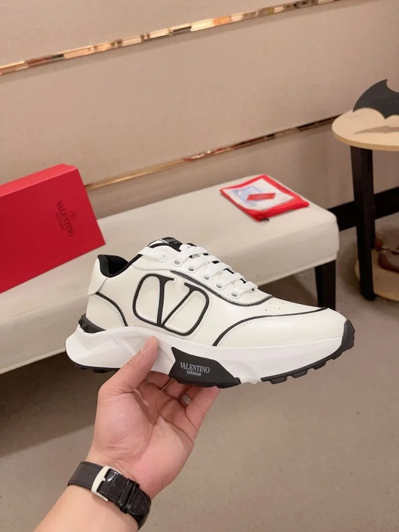 Economical Valentino Rockrunner Shoes