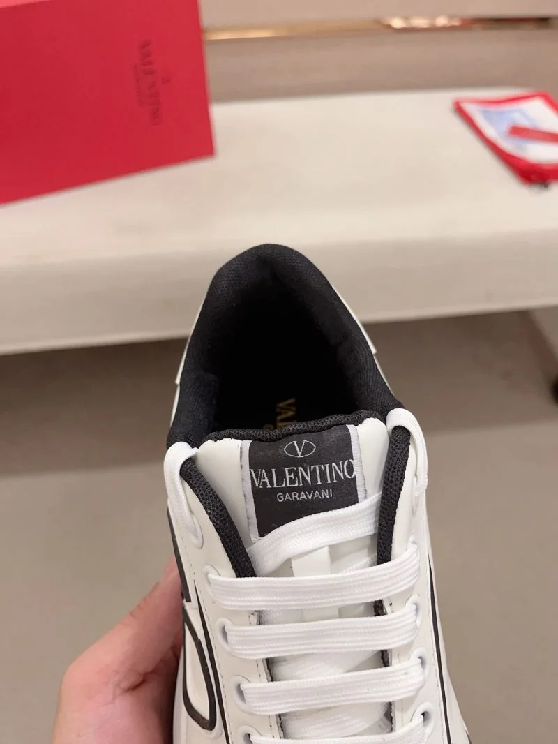Economical Valentino Rockrunner Shoes