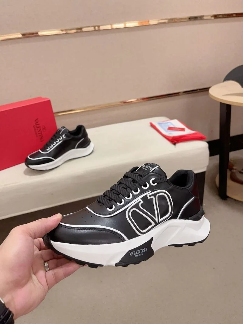 Bargain Valentino Rockrunner Shoes
