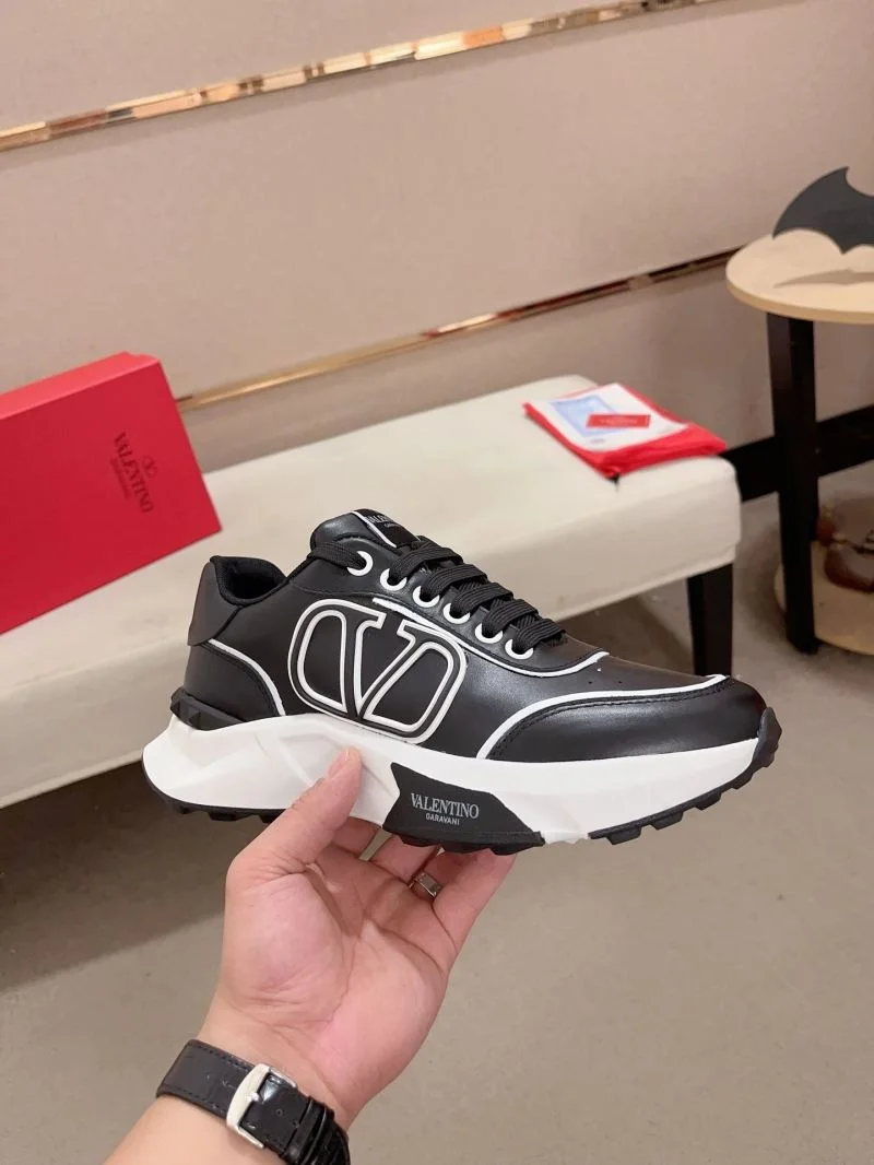 Bargain Valentino Rockrunner Shoes