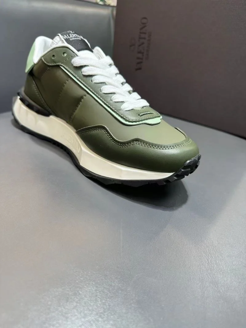 Economical Valentino Rockrunner Shoes