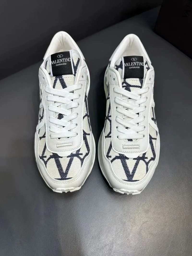 Top mirror Valentino Rockrunner Shoes
