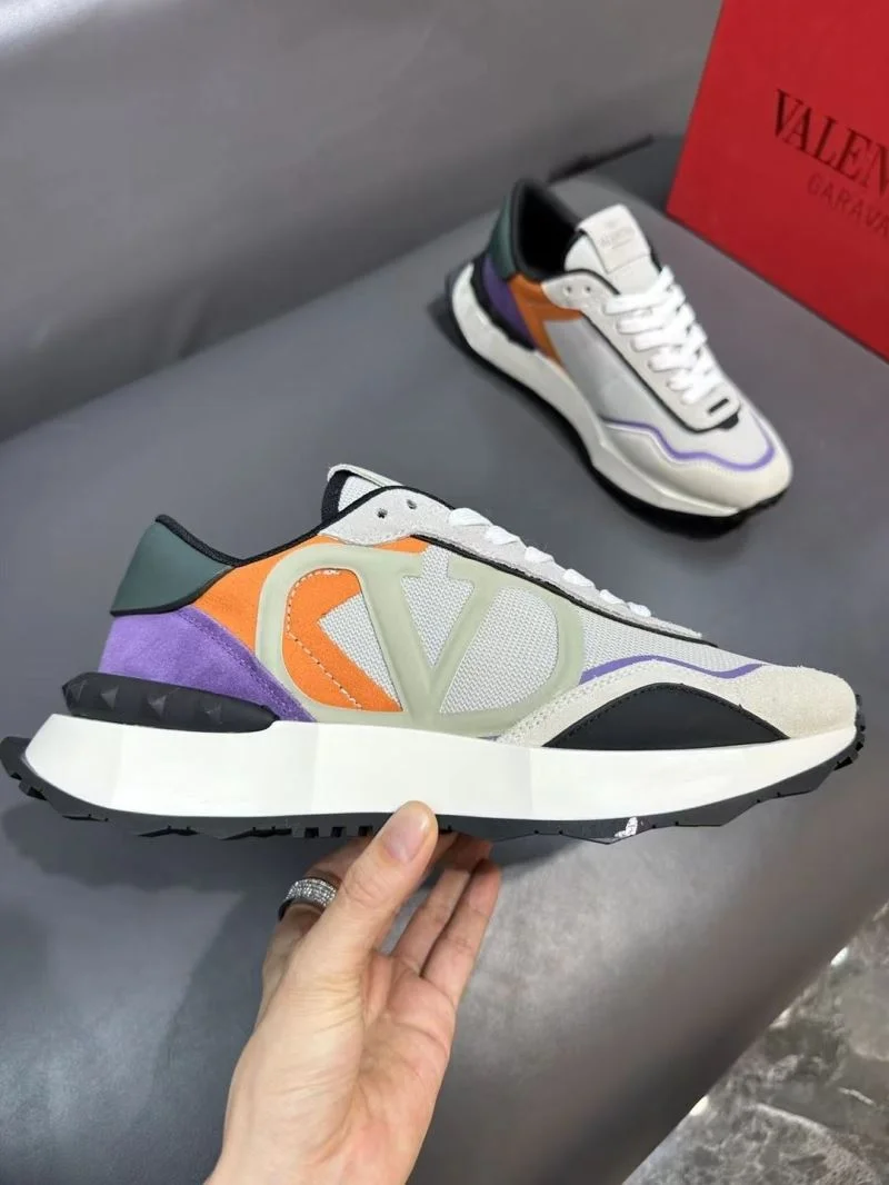 Legit Valentino Rockrunner Shoes
