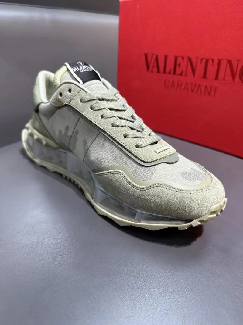 Discounted Valentino Rockrunner Shoes