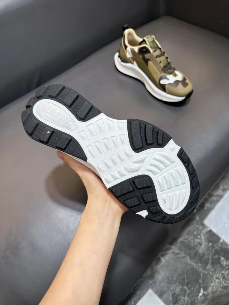 Inexpensive Valentino Rockrunner Shoes