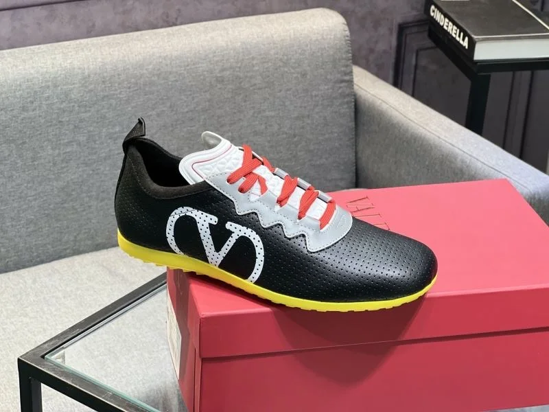 Brand-authenticated Valentino Rockrunner Shoes