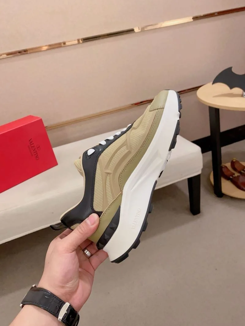 Bargain Valentino Rockrunner Shoes