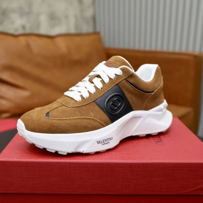 Brand-original Valentino Rockrunner Shoes