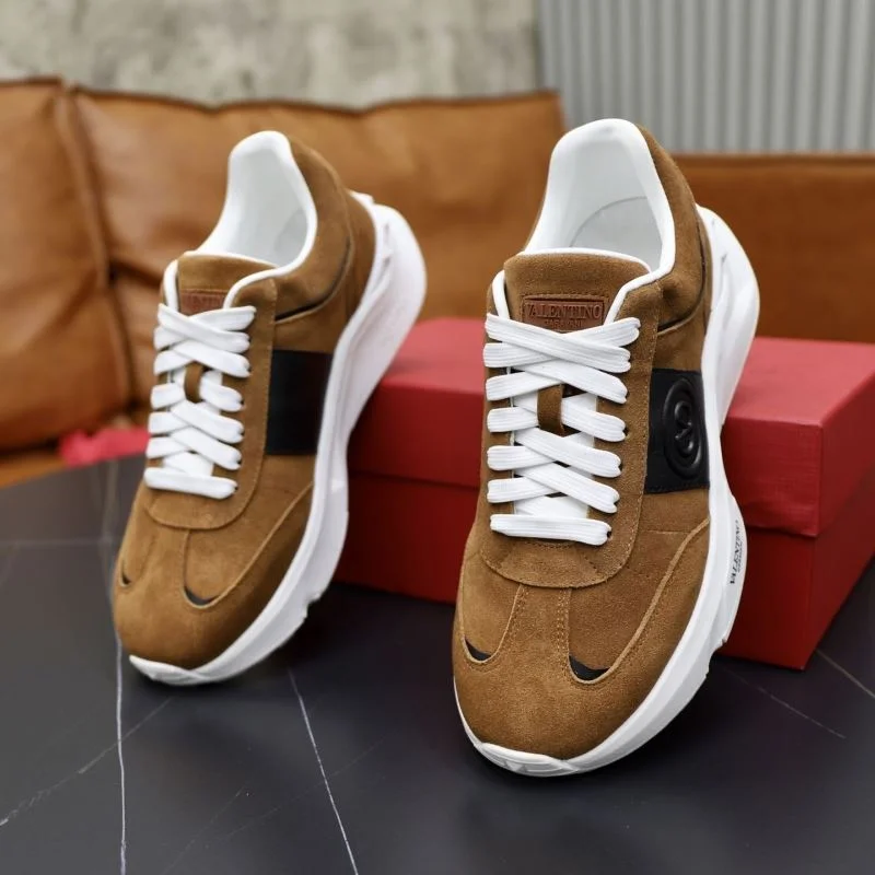 Brand-original Valentino Rockrunner Shoes