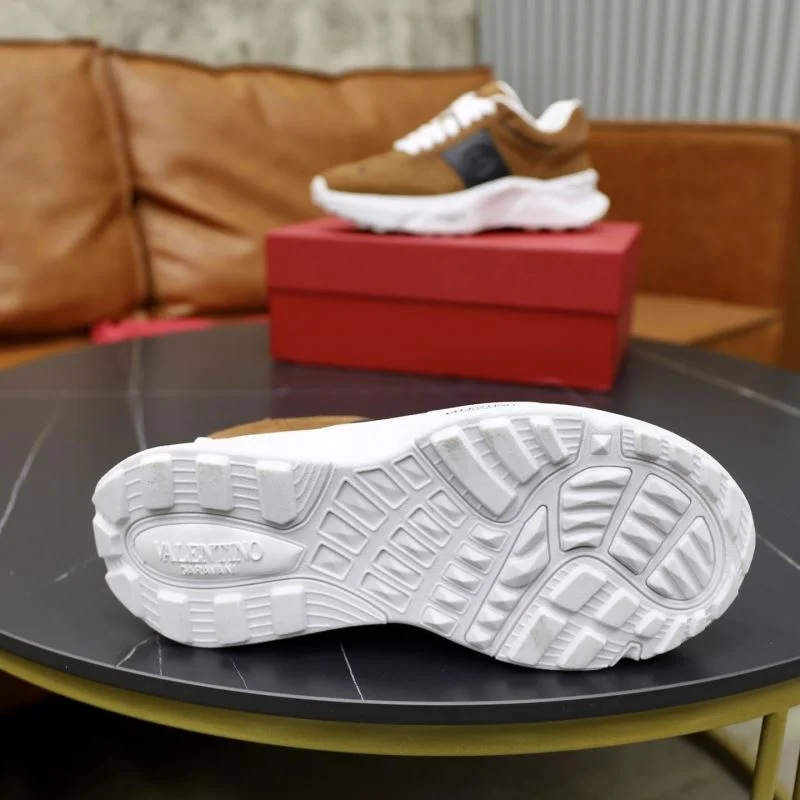 Brand-original Valentino Rockrunner Shoes