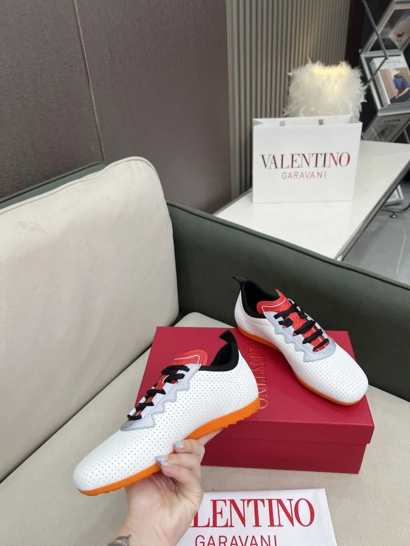 Top mirror Valentino Rockrunner Shoes