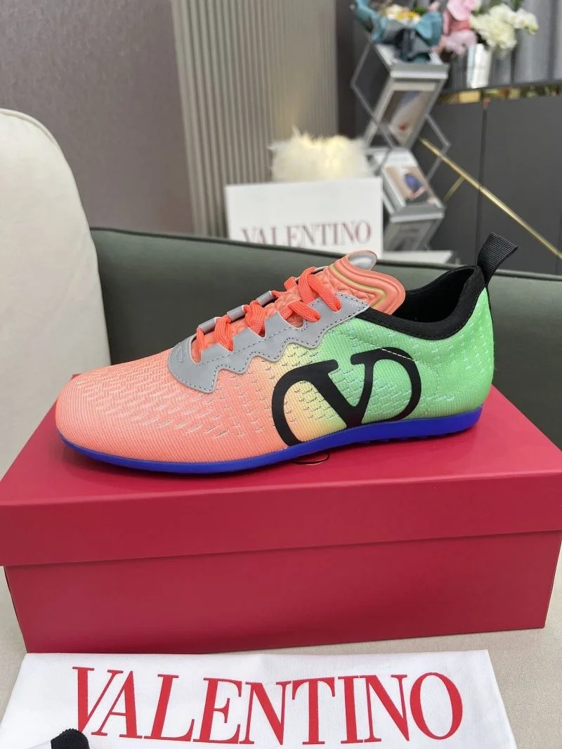 Top mirror Valentino Rockrunner Shoes