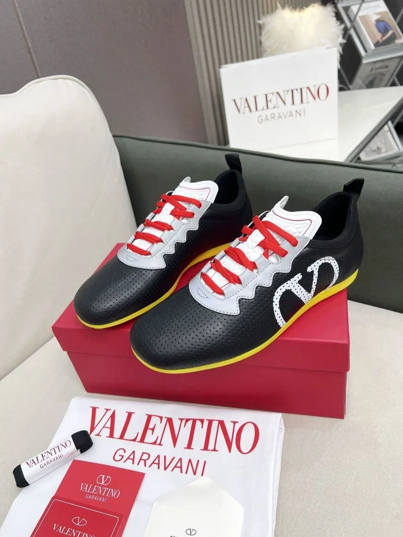 High accuracy Valentino Rockrunner Shoes