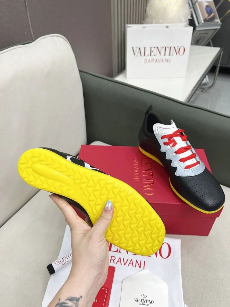 High accuracy Valentino Rockrunner Shoes