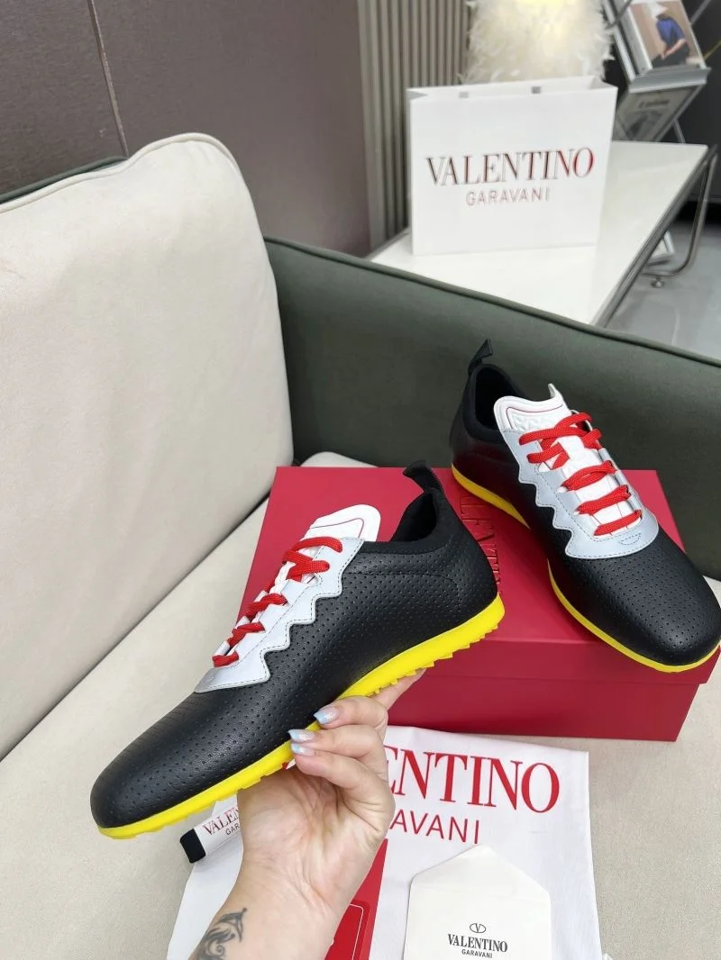 High accuracy Valentino Rockrunner Shoes