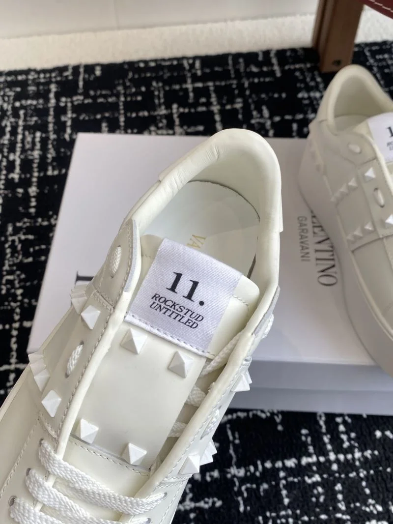 Precise copy Valentino Rockstud Untitled Shoes