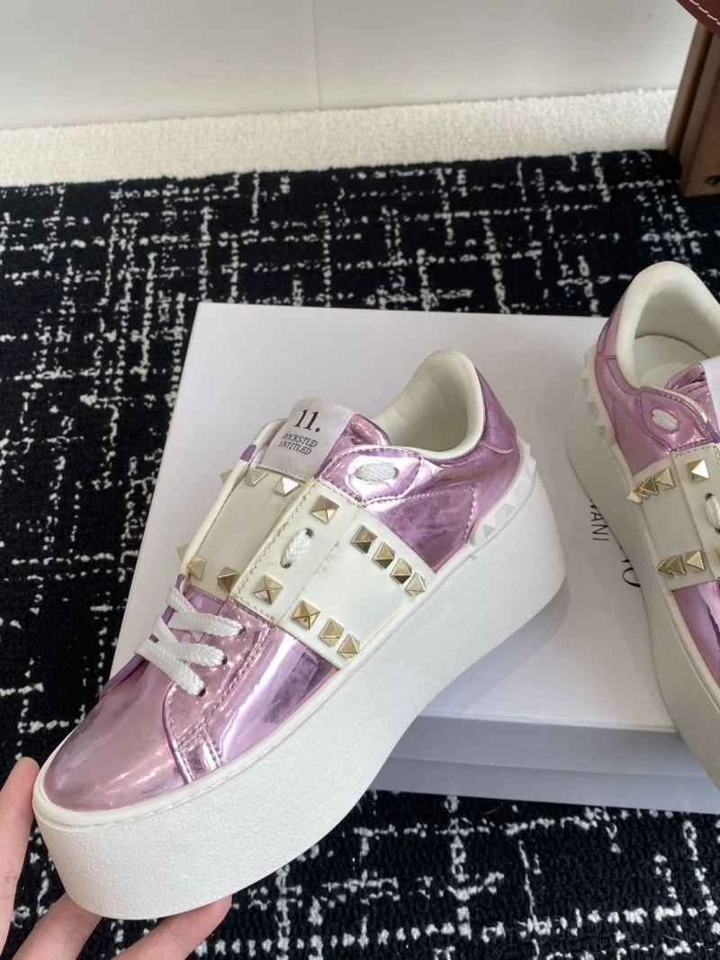 Top mirror Valentino Rockstud Untitled Shoes