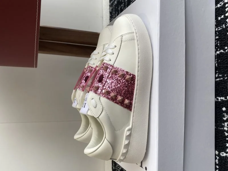 Brand-original Valentino Rockstud Untitled Shoes