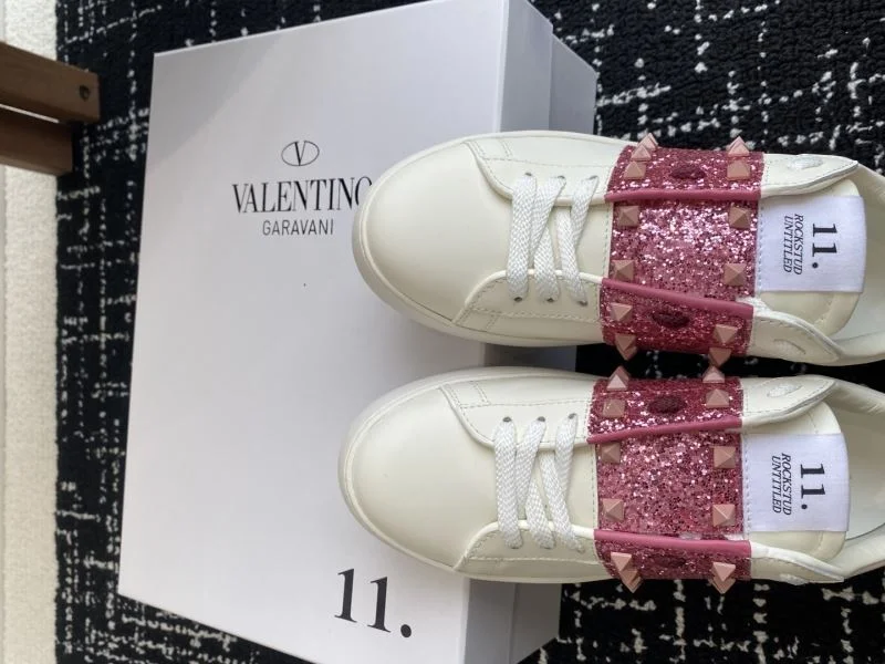 Brand-original Valentino Rockstud Untitled Shoes