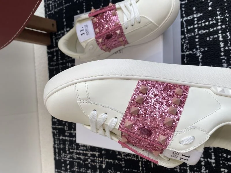 Brand-original Valentino Rockstud Untitled Shoes
