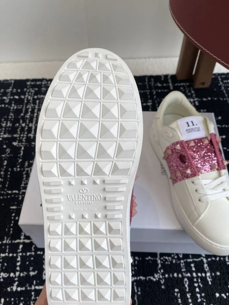 Brand-original Valentino Rockstud Untitled Shoes