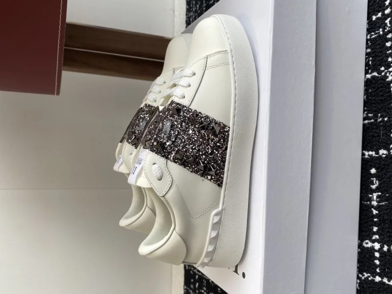Mirror quality Valentino Rockstud Untitled Shoes