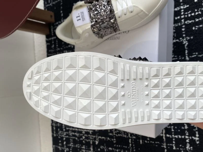 Mirror quality Valentino Rockstud Untitled Shoes
