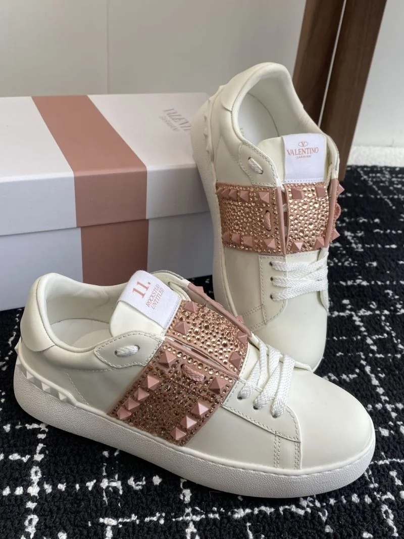 Brand-authenticated Valentino Rockstud Untitled Shoes