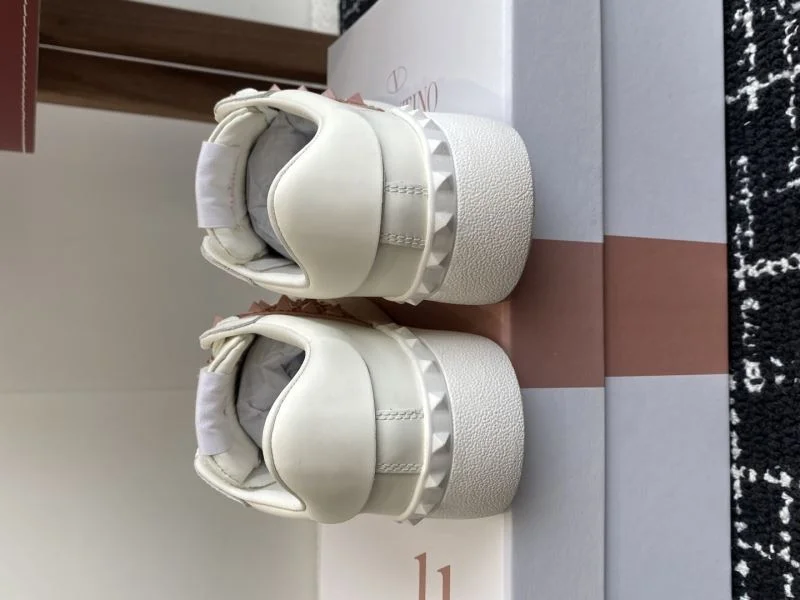 Brand-authenticated Valentino Rockstud Untitled Shoes