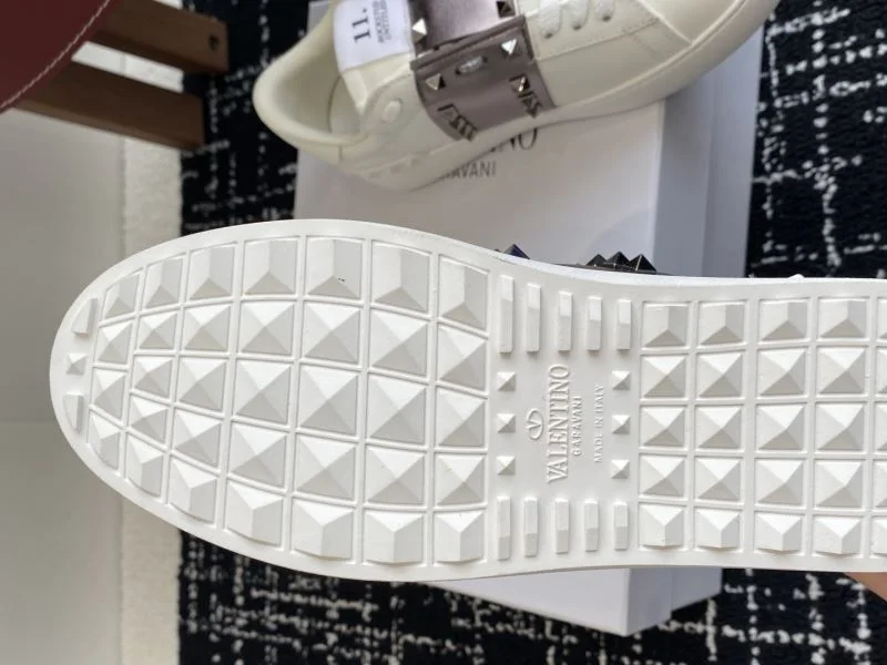 Official Valentino Rockstud Untitled Shoes