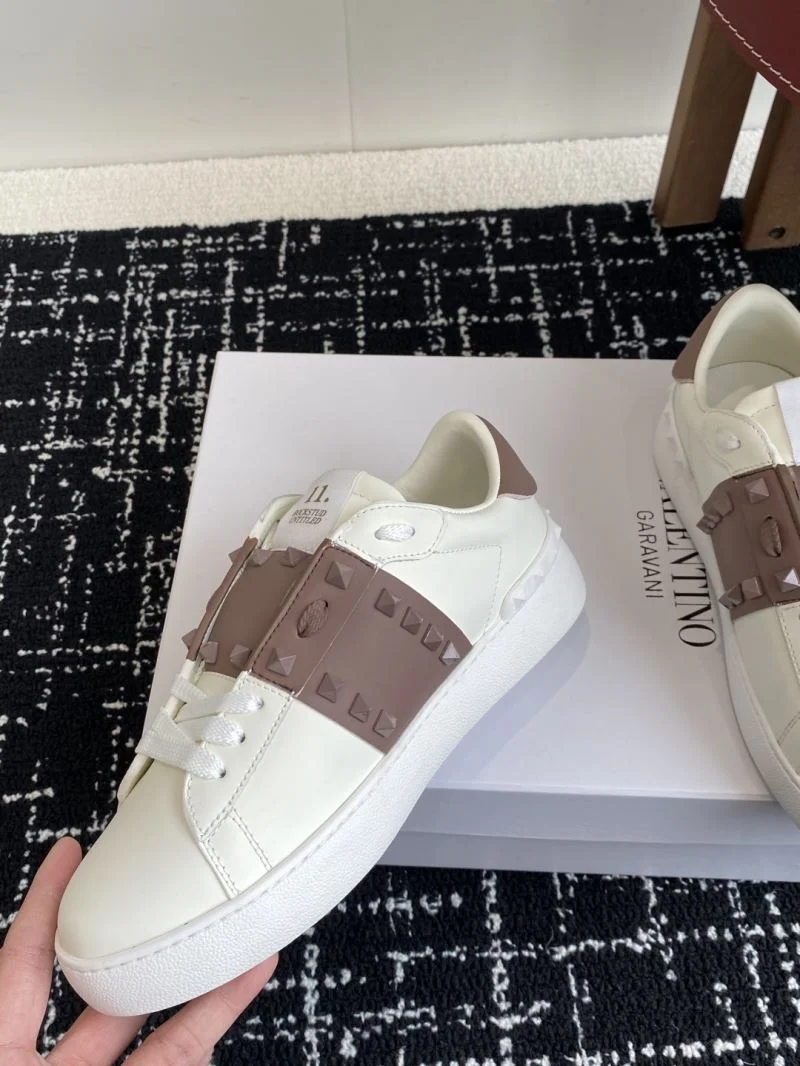High fidelity Valentino Rockstud Untitled Shoes