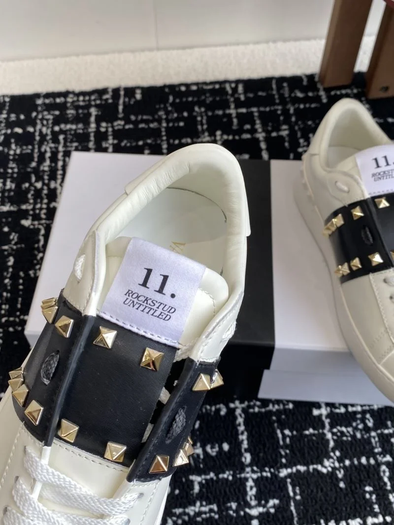Value-priced Valentino Rockstud Untitled Shoes