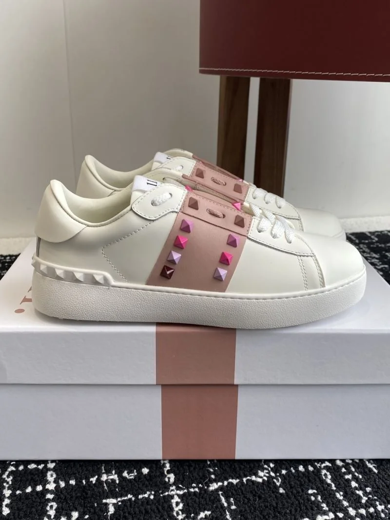 Bargain Valentino Rockstud Untitled Shoes