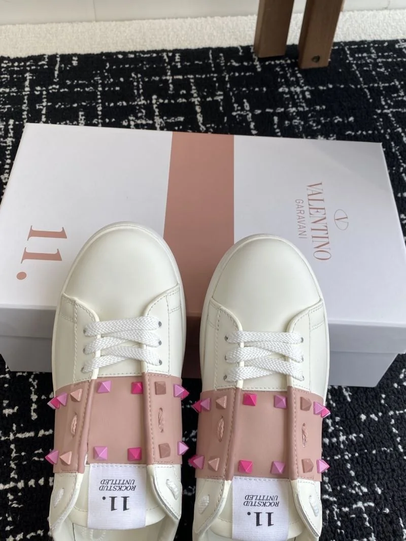 Bargain Valentino Rockstud Untitled Shoes