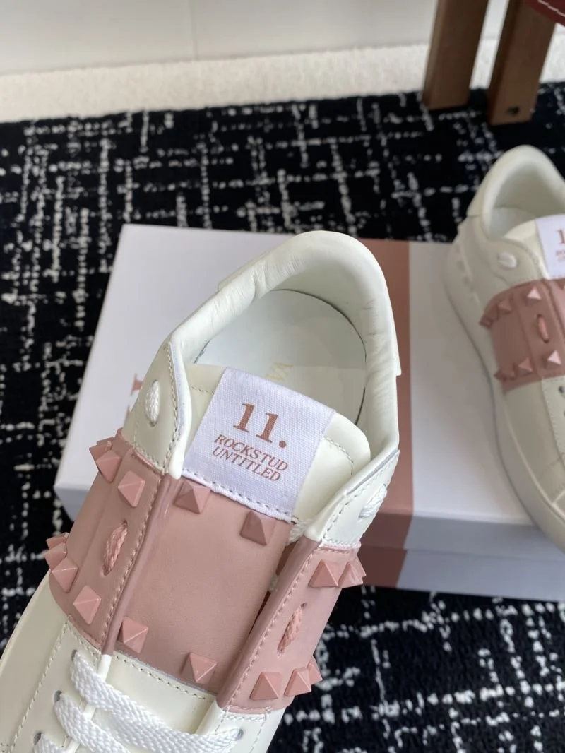 Cut-rate Valentino Rockstud Untitled Shoes
