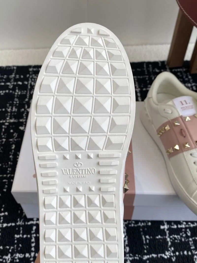 Budget-friendly Valentino Rockstud Untitled Shoes