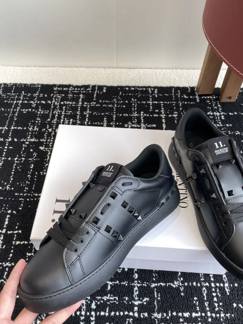 Reasonably priced Valentino Rockstud Untitled Shoes