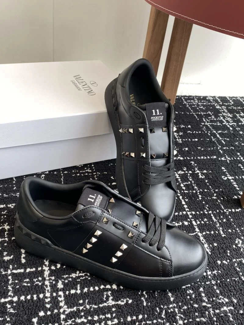 Real Valentino Rockstud Untitled Shoes