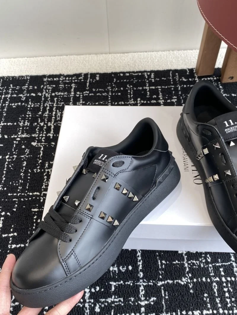 Real Valentino Rockstud Untitled Shoes